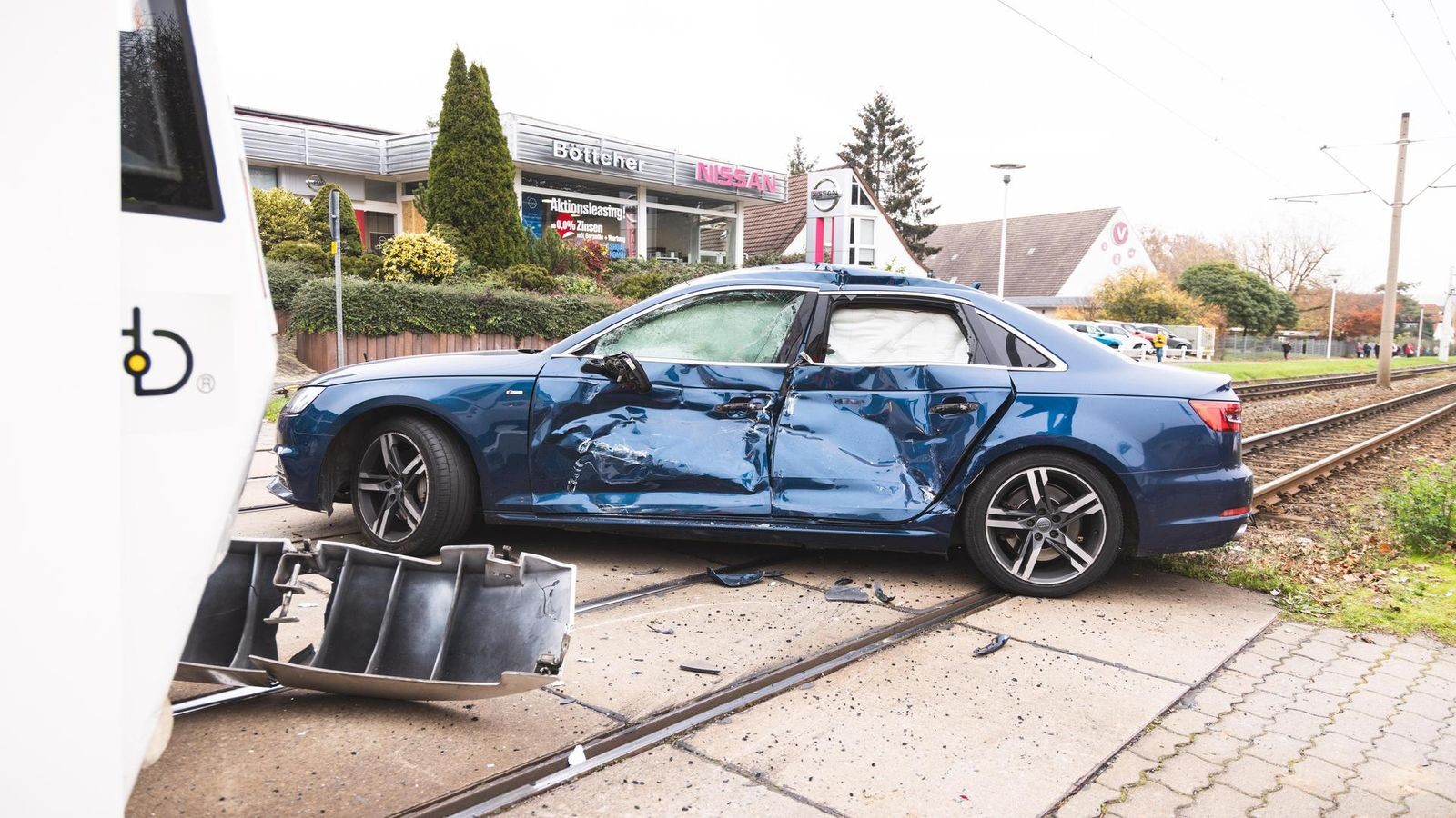 Straßenbahn kollidiert in Gera-Lusan mit Pkw
