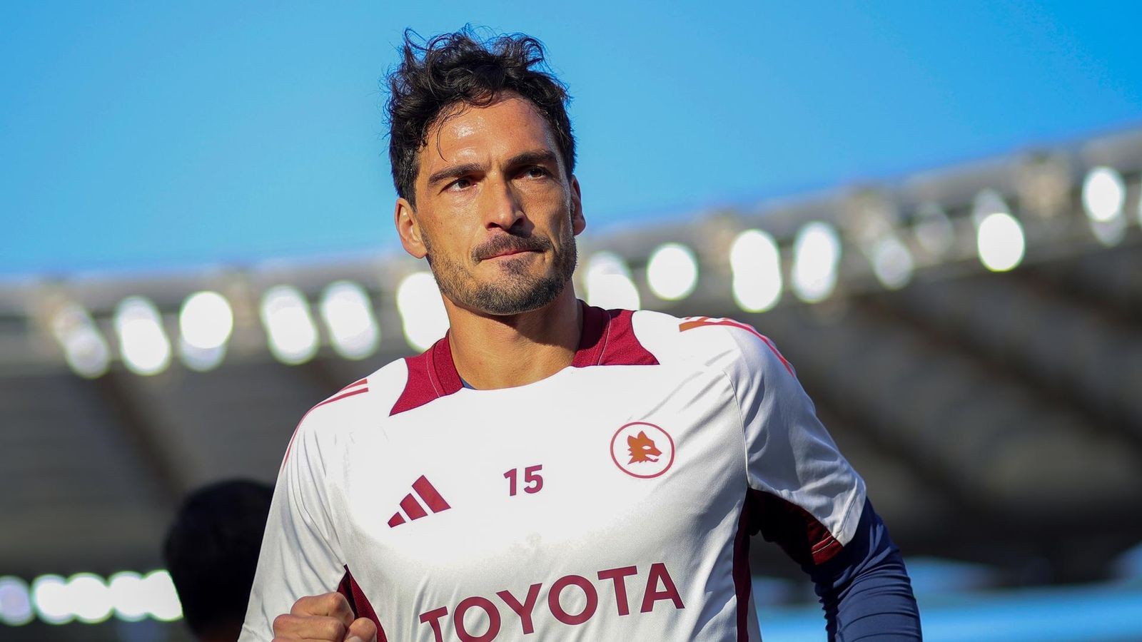 Ex-BVB-Star Mats Hummels bekommt wohl Claudio Ranieri als dritten ...