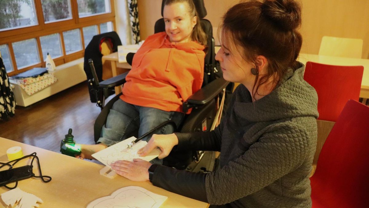 Lieber selbstgemacht als gekauft: Wie ein Handarbeitskurs im Saale-Orla ...