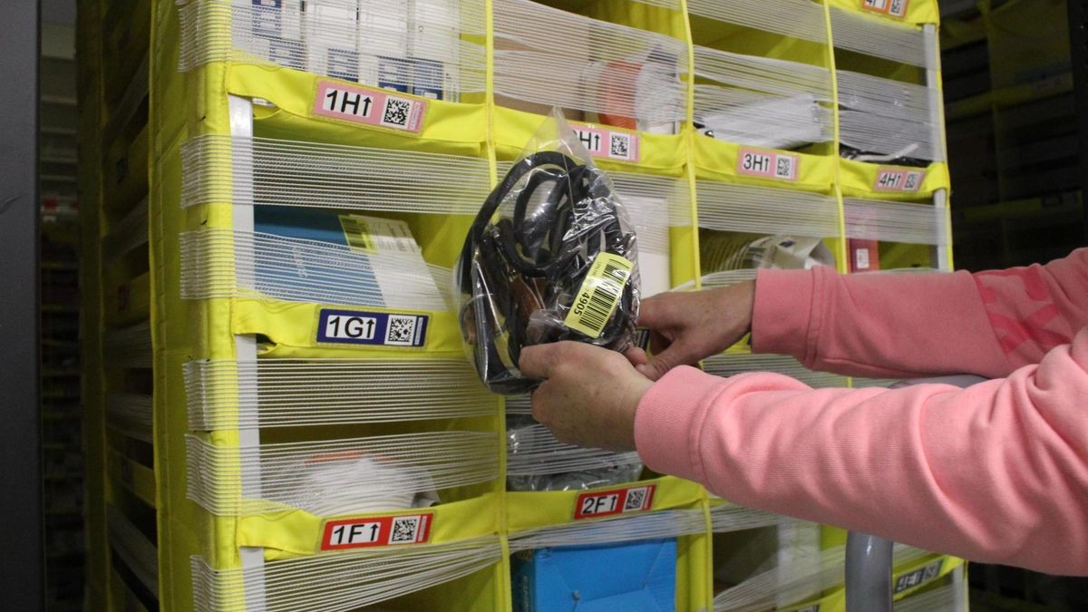 Hinter den Kulissen im Amazon Logistikzentrum Gera