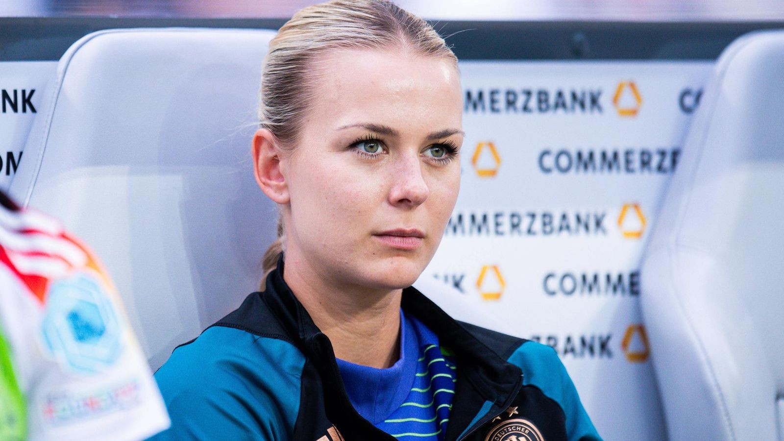 VfL-Lage, DFB-Ende und Sommer-Transfer: Merle Frohms im Interview