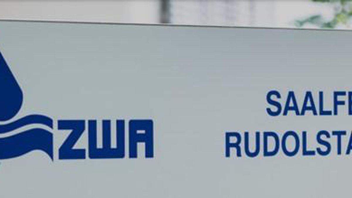 „Wasser ist ein Grundrecht“: Reaktionen auf den Preishammer beim ZWA ...