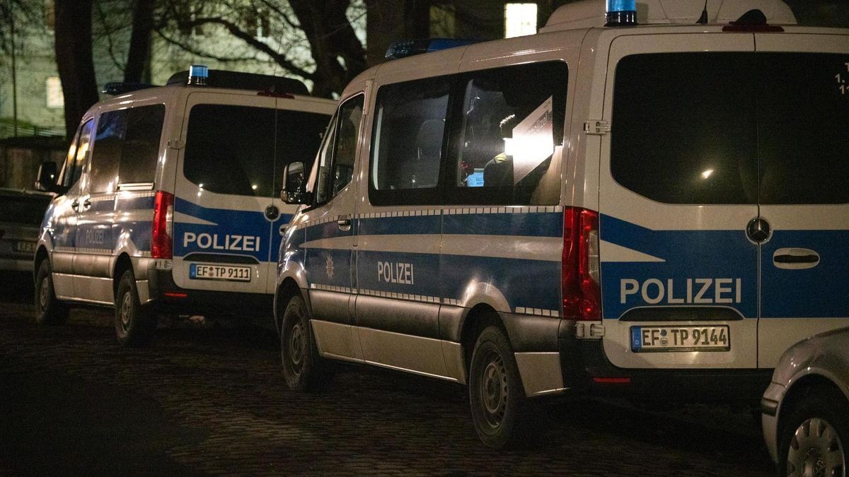 SEK-Einsatz in Weimar: Polizei durchsucht am Abend Wohnung