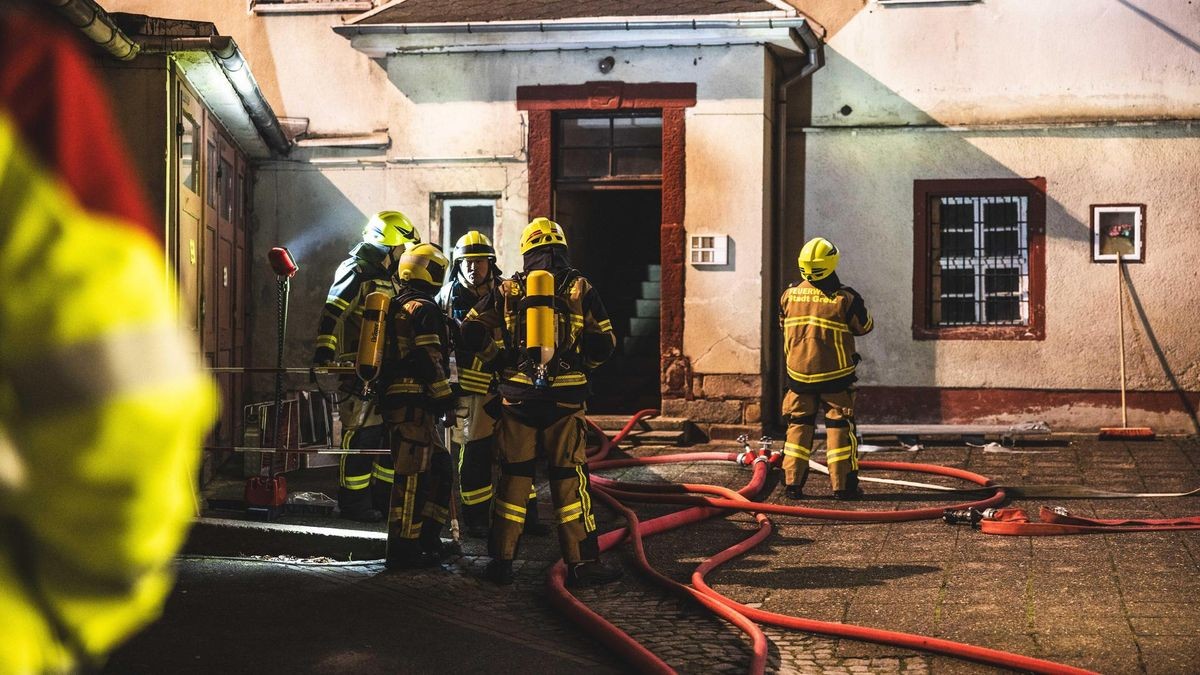 Fotos: Haus in Greiz in Vollbrand