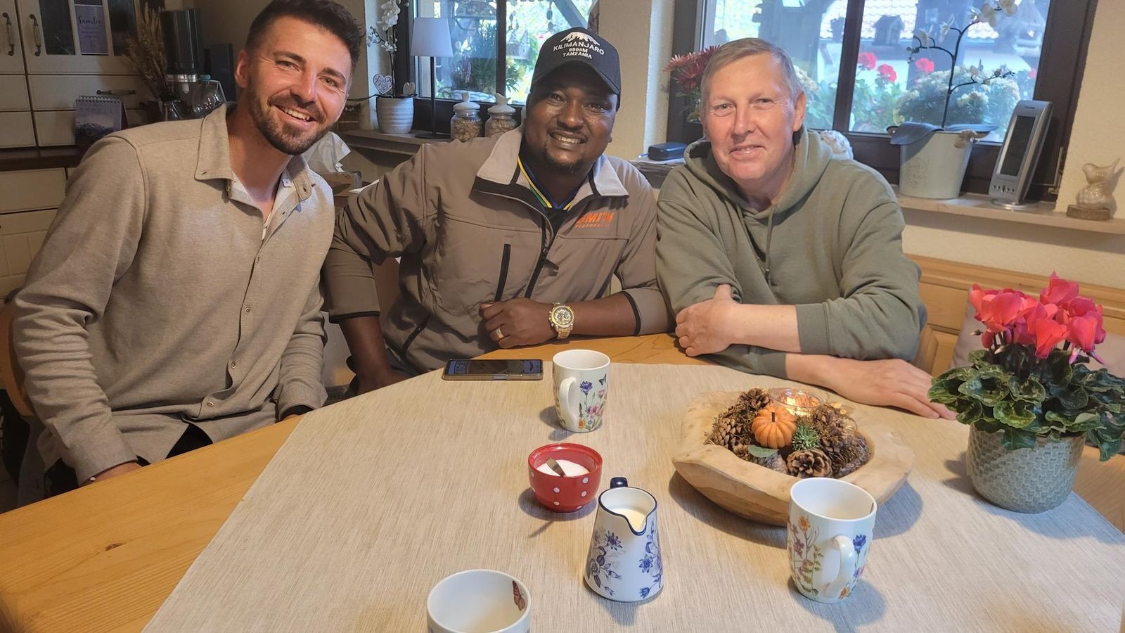 Karibuni Watu: Wie ein Verein Ostafrika und Deutschland verbindet