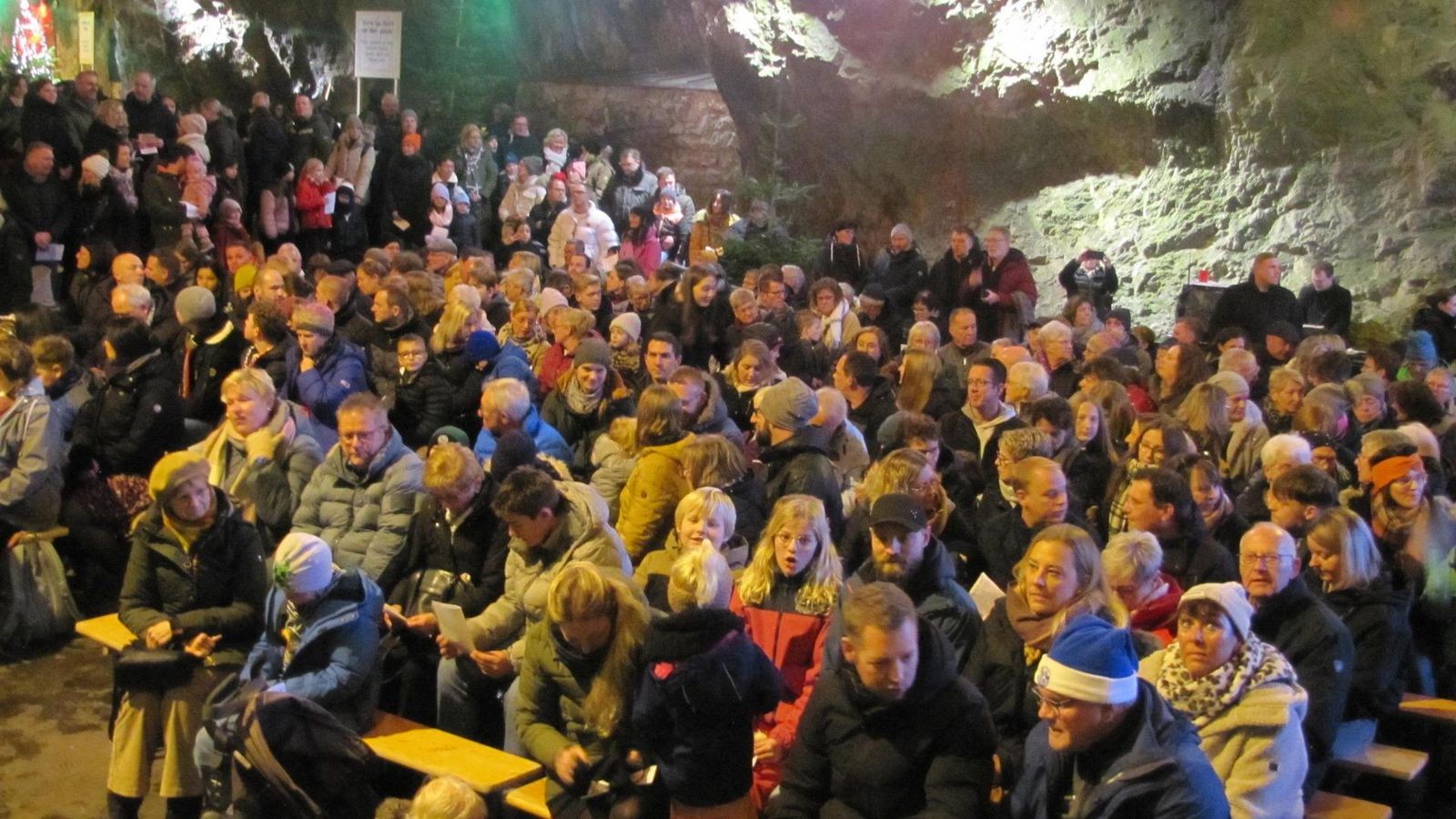 Gottesdienst in der Balver Höhle: Die 22 schönsten Bilder