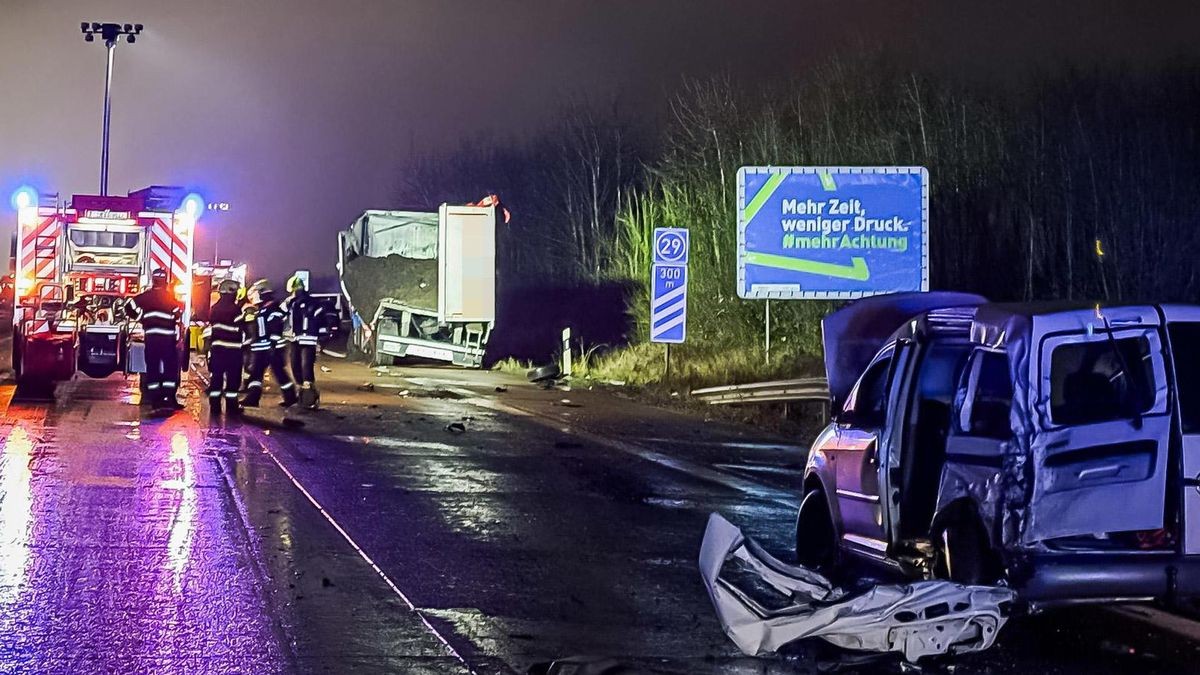 A1 Hamburg: Sechs Verletzte bei Massenkarambolage – Autobahn weiter gesperrt