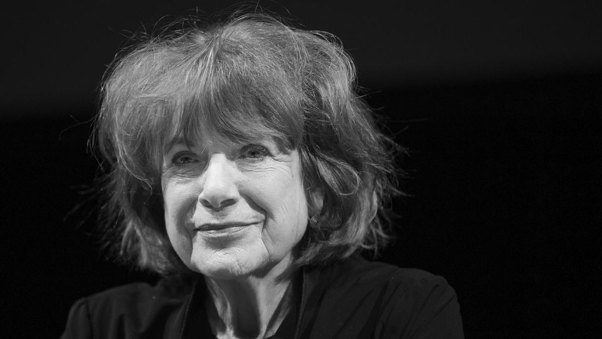 Abschied von Hannelore Hoger – zahlreiche Prominente bei Trauerfeier in ...