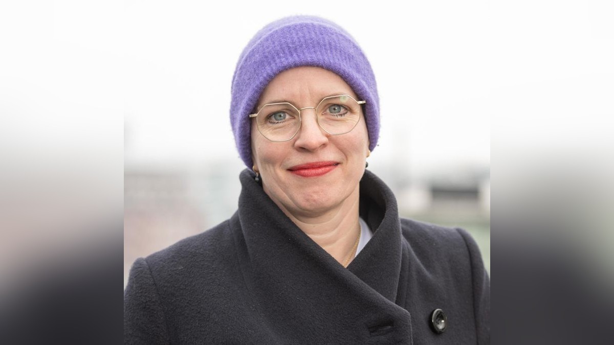 Bürgerschaftswahl Hamburg: Deshalb trägt eine Volt-Kandidatin Glatze