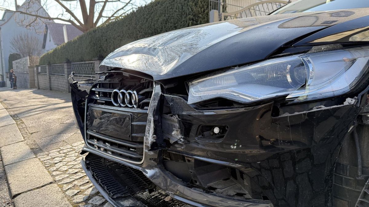 Das hat gerumst: fast 40.000 Euro Schaden bei Autounfall in Apolda