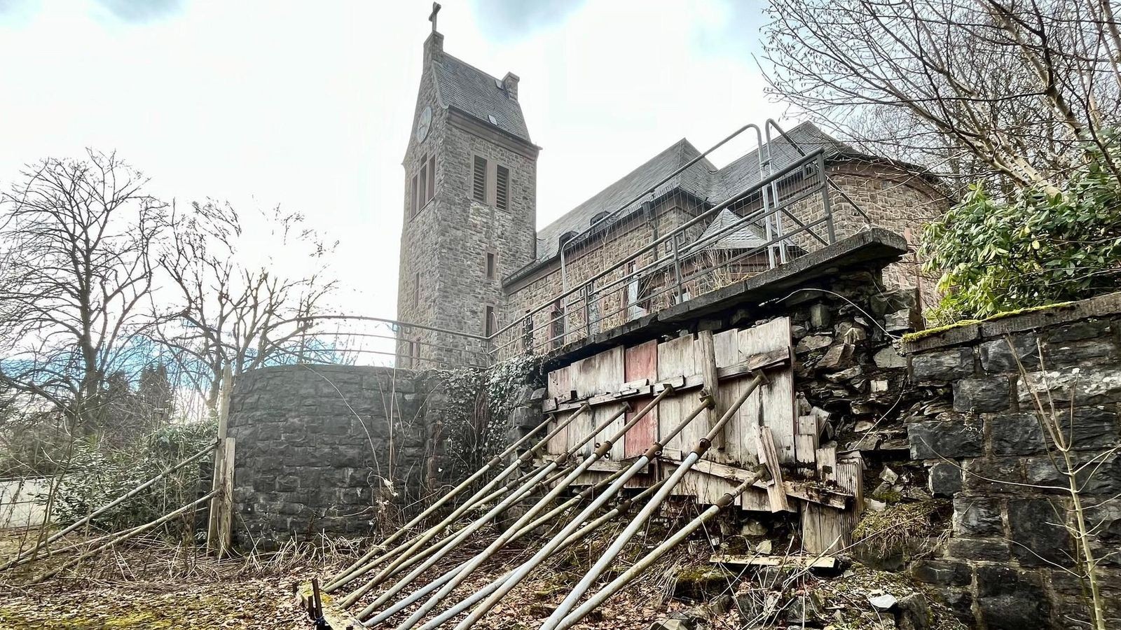 Nach „Mauerfall“: Wie geht es mit der Kirche Ihmert weiter?