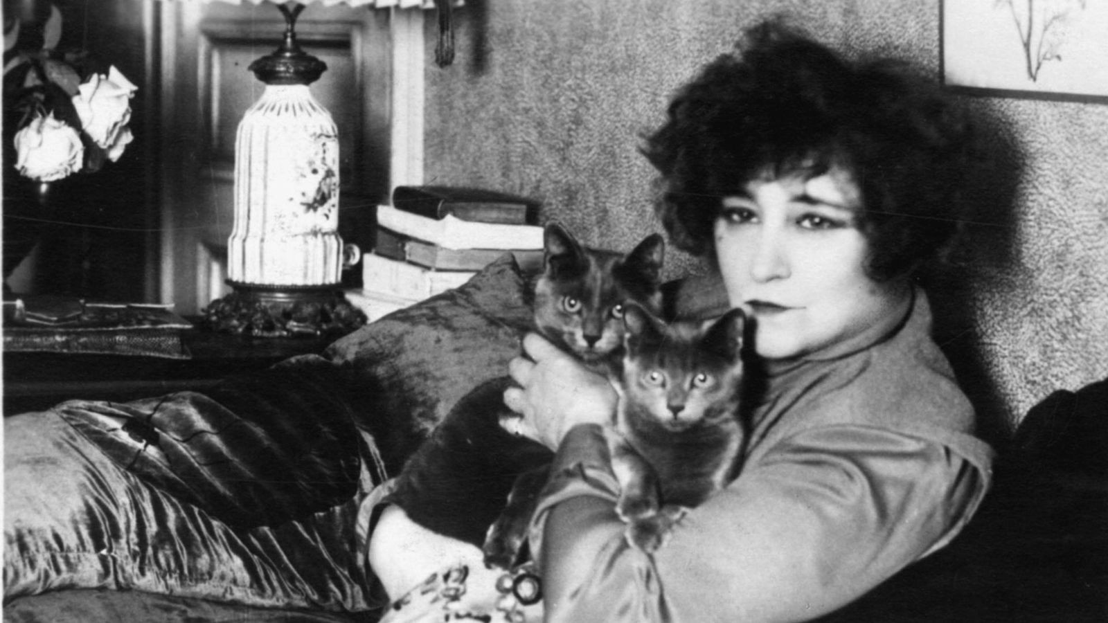 Colette: Eine literarische Meisterin zwischen Dichtung und Wahrheit