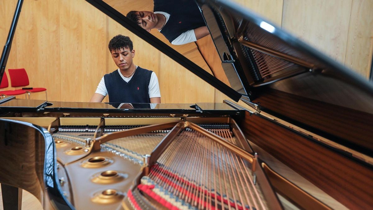 Pianowunder und Superstar aus Mülheim: Louis Philippson begeistert