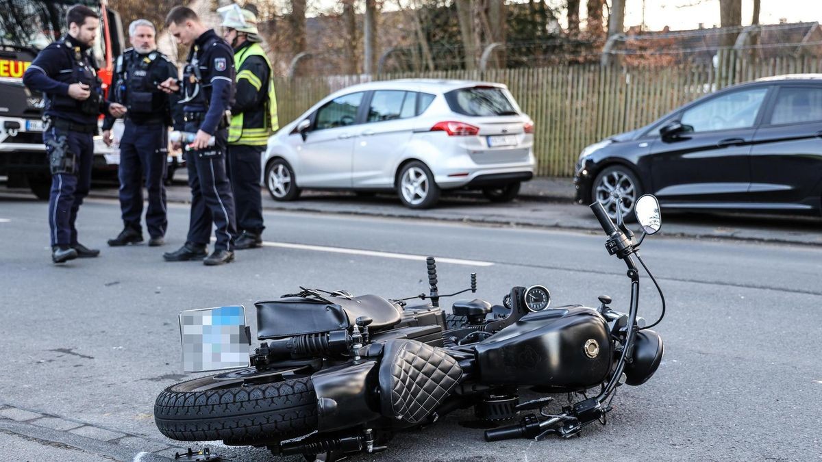 Fahrer einer Harley Davidson bei Unfall schwer verletzt