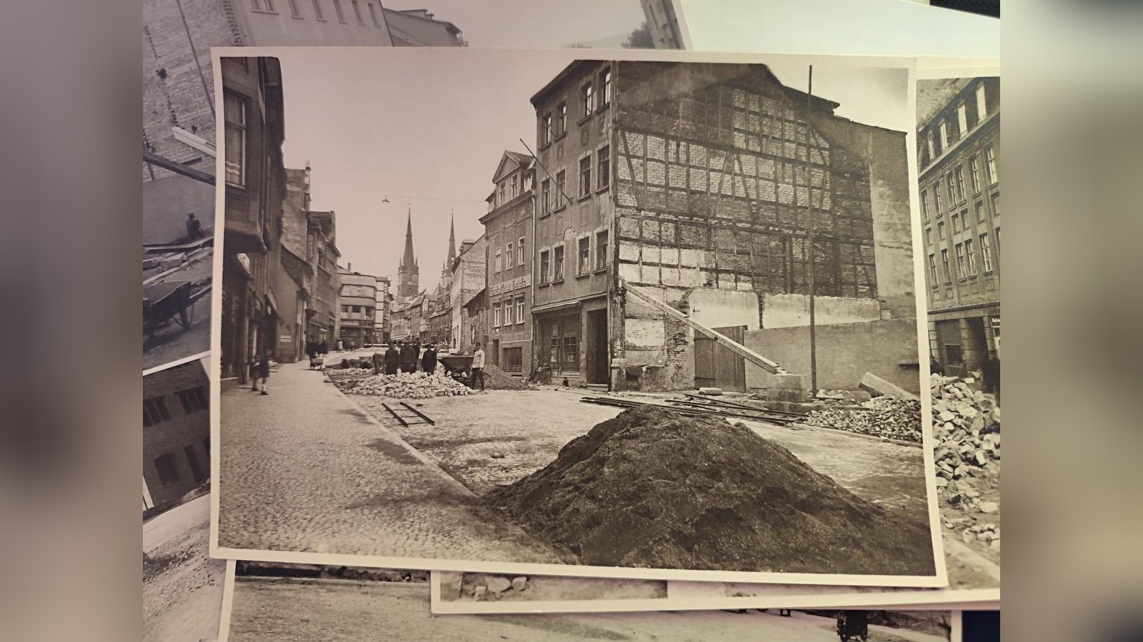 „Himmel blutrot eingefärbt“: Heute vor 80 Jahren erlebte Saalfeld seinen schlimmsten Bombenangriff