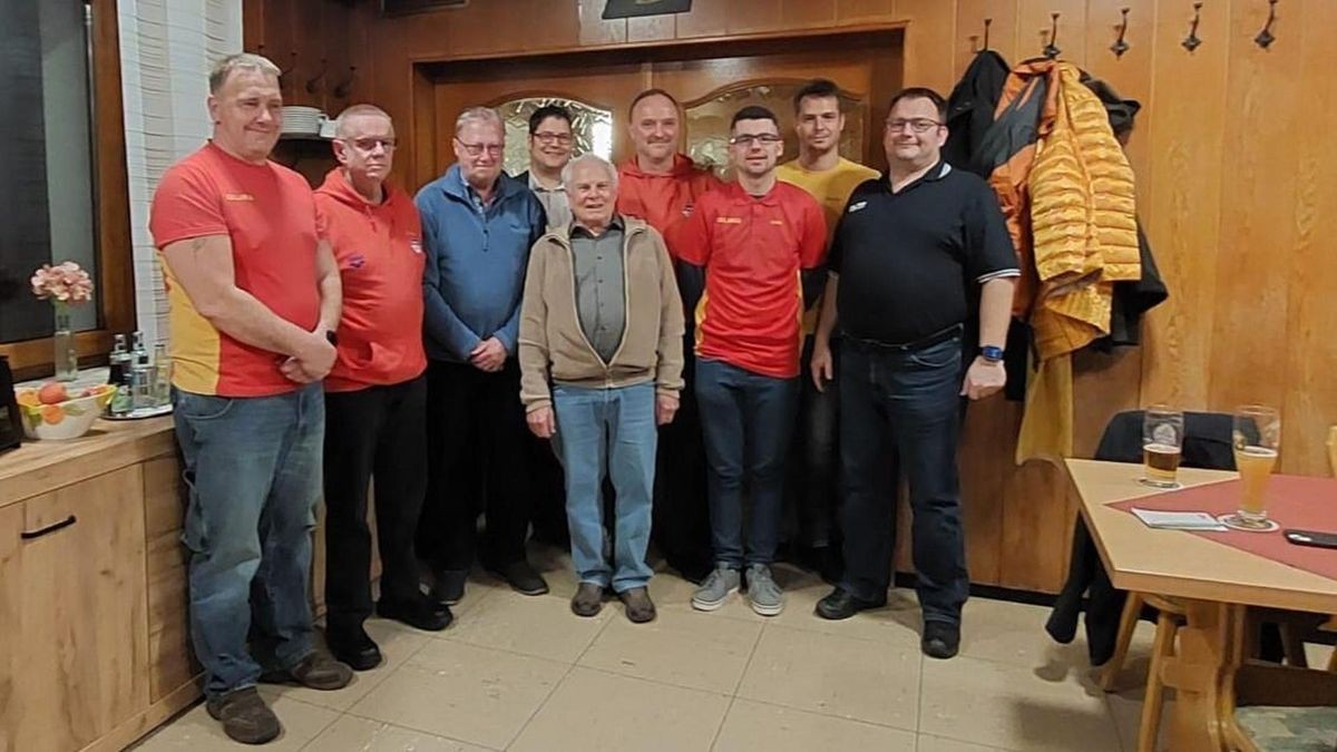 Der Sommer kann kommen: Rettungsschwimmer im Schiefergebirge stehen bereit