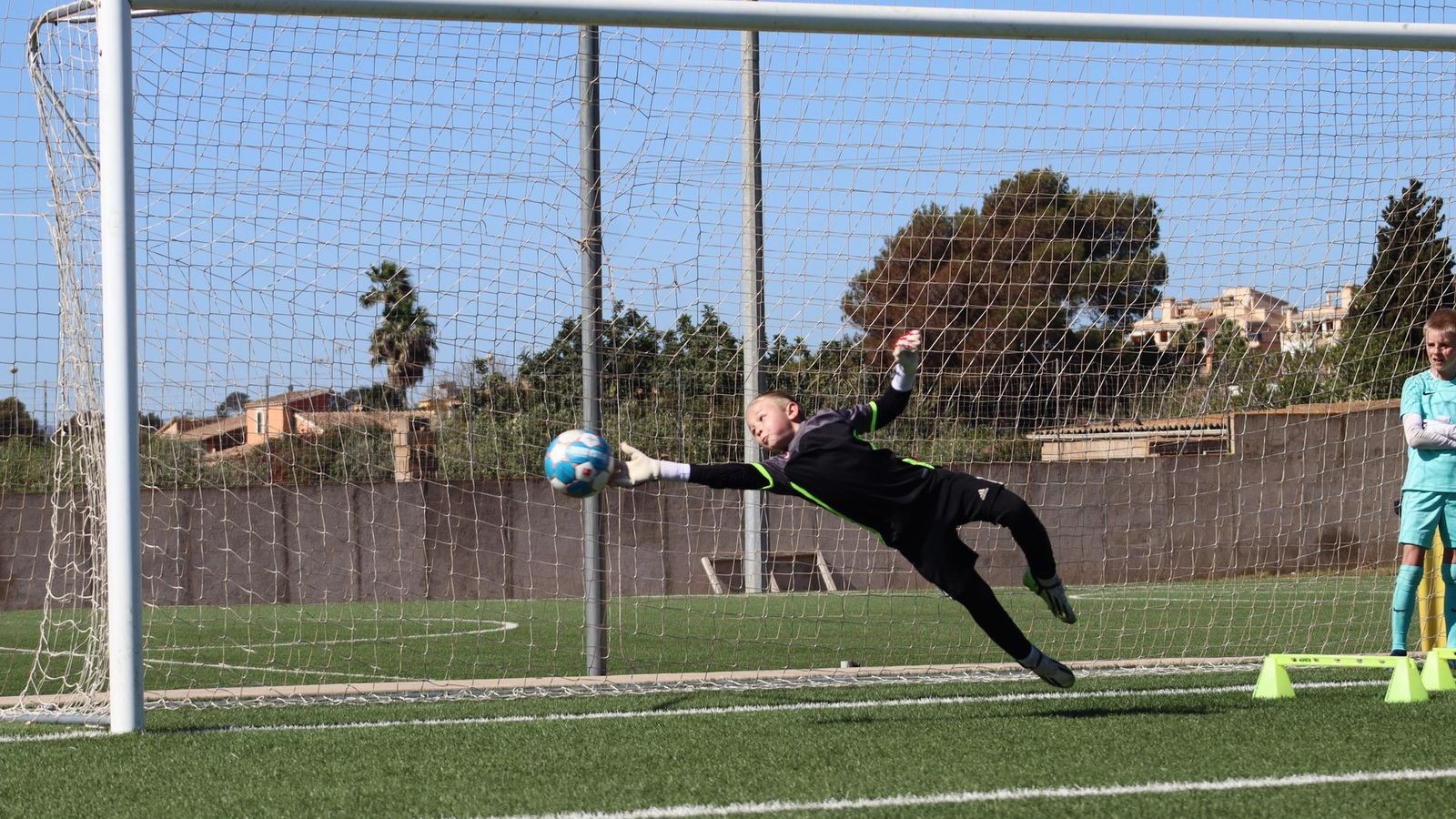 9-Year-Old RWE Goalkeeper Becomes Instagram Sensation - www.world-today ...