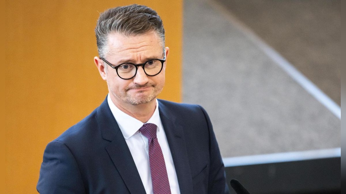 Streit um Thüringer Schulordnung: Brombeer-Regierung unter Druck