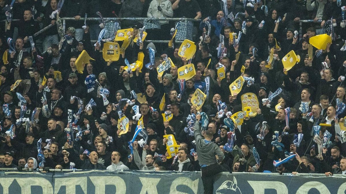 Rot-Weiss Essen: „Mobile Toiletten“ - große Sorge vor Rostocks Zerstörungswut