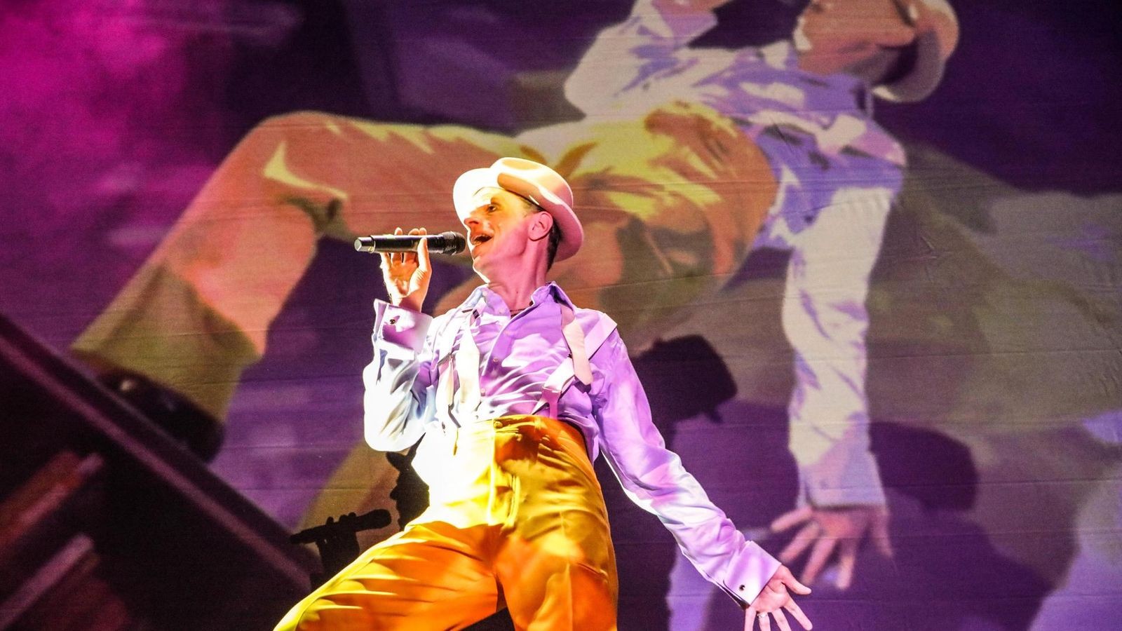 David Bowie alias Alexander Scheer am Berliner Ensemble