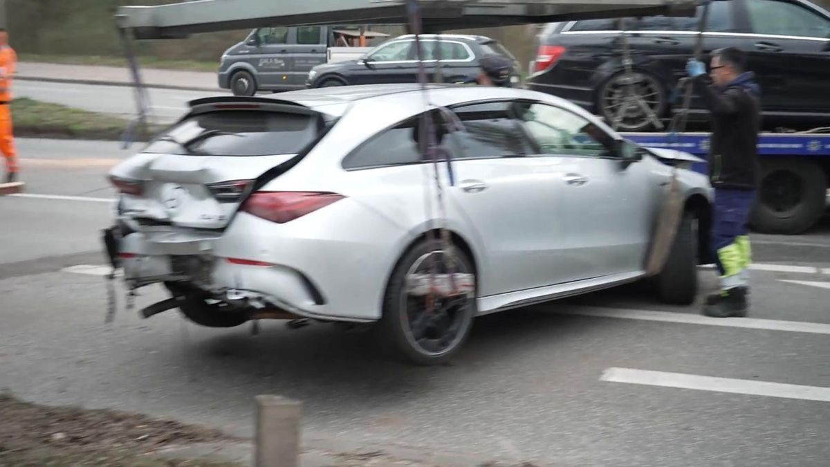 Illegales Straßenrennen? Zwei Verletzte bei Zusammenstoß in Hamburg