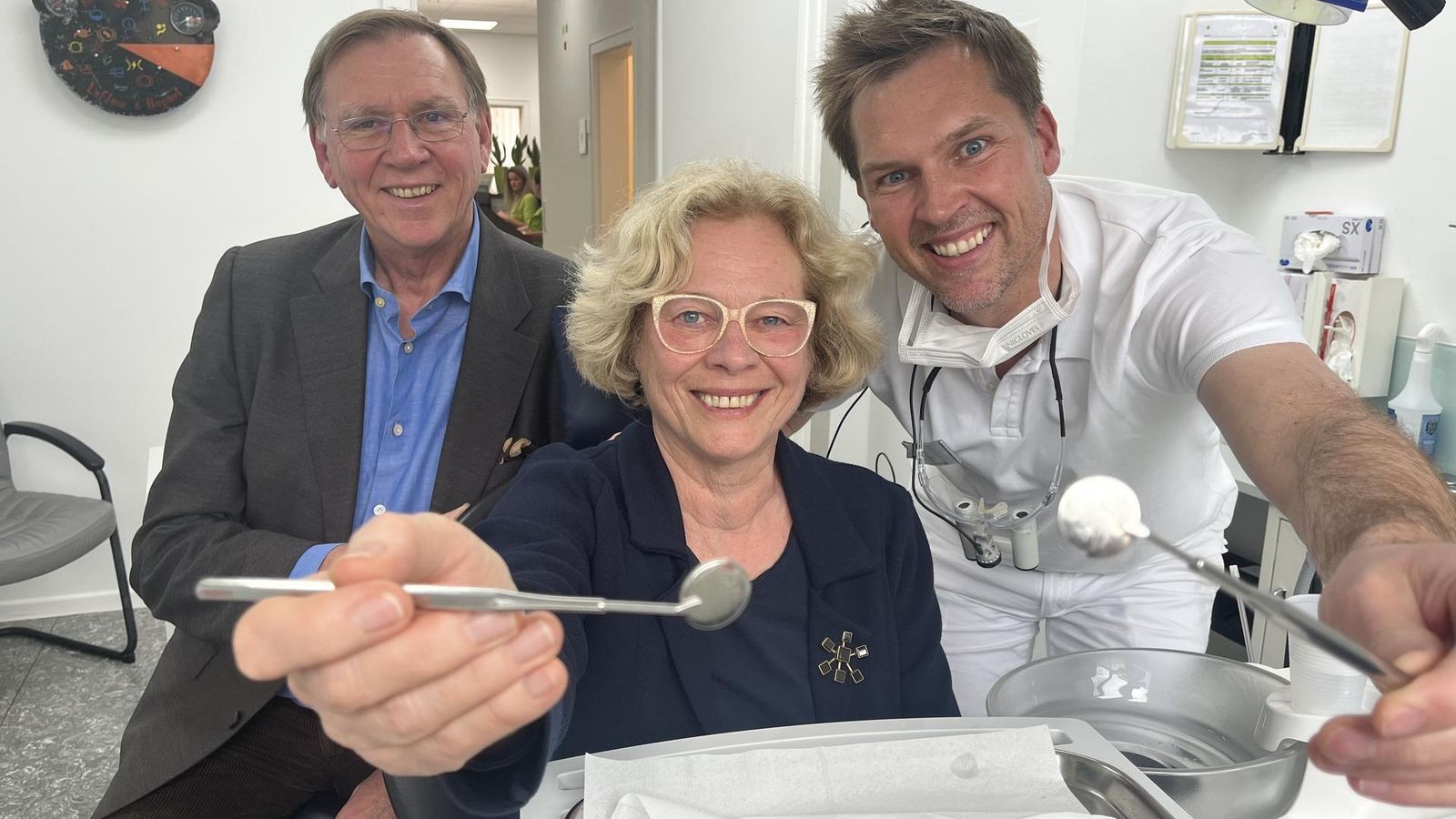 75 Jahre Zahnarzt-Praxis Arnsberg mit drei Generationen Dr. Teiser