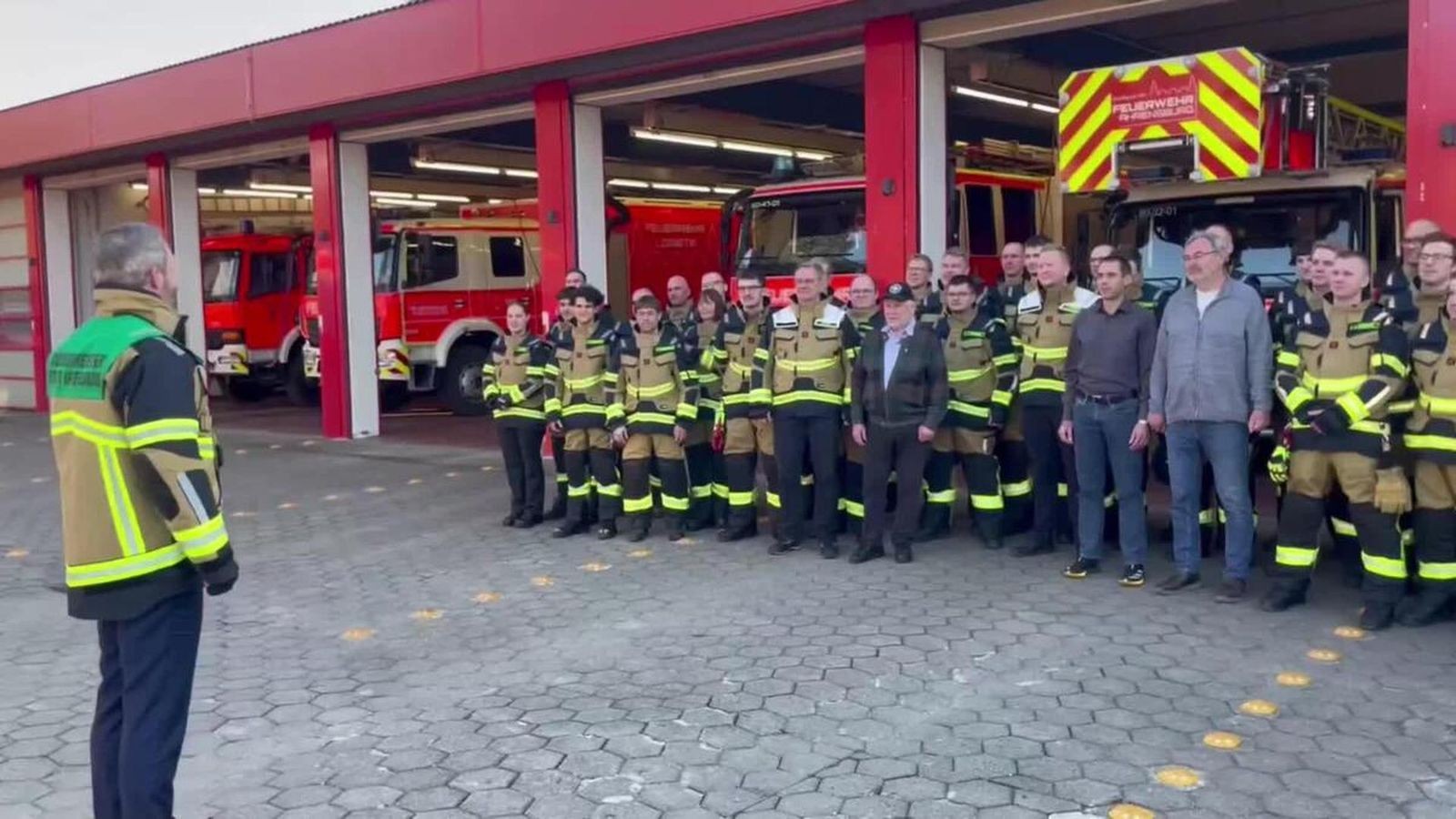 Die Freiwillige Feuerwehr in Ahrensburg bekommt neue Ausrüstung