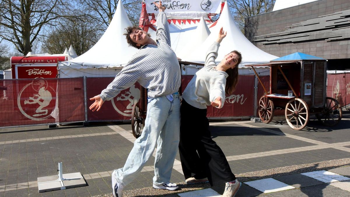 Das sind zwei spannende Jungartisten aus dem „Cirque Buffon“