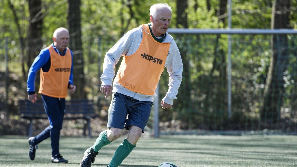 DFB-Debüt mit 74 - jetzt fiebert Ruhrgebiets-Kicker der WM in Japan ...