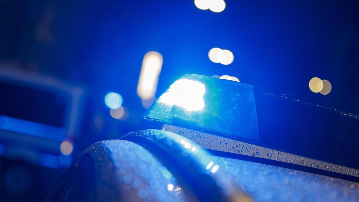 Berlin: Streit beim Familienessen – Mann sticht mit Messer auf Verwandten ein