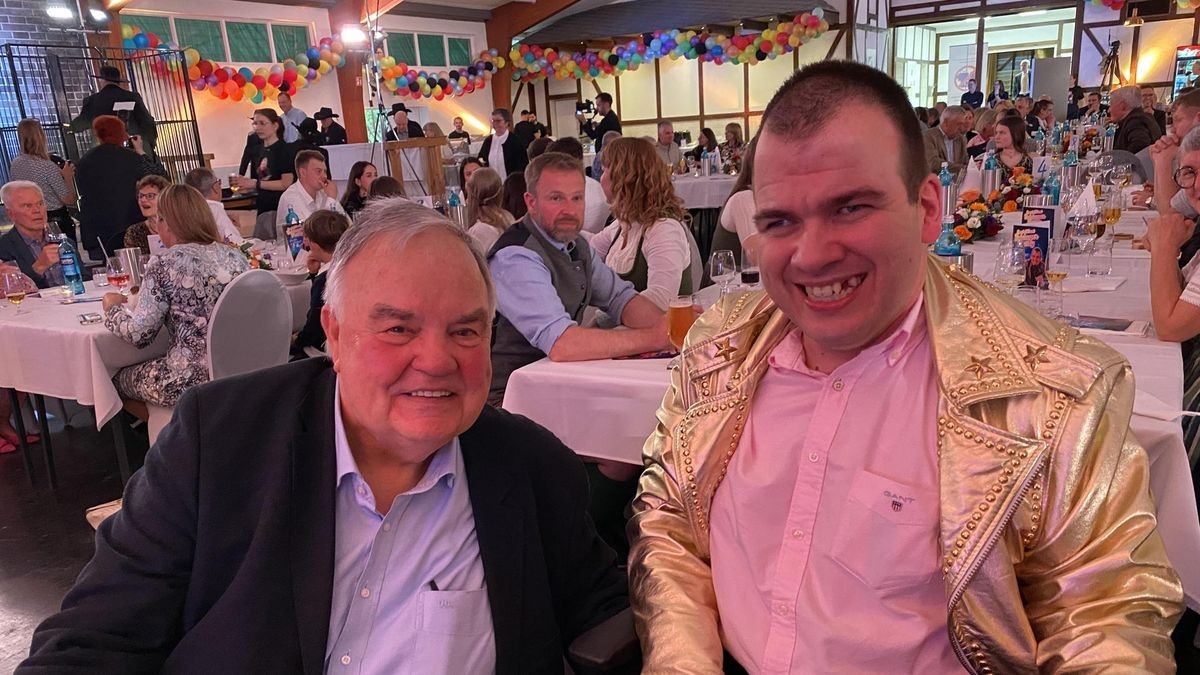 40 Jahre: Schlagerstars feiern Christoph Bettermann in Hüingsen