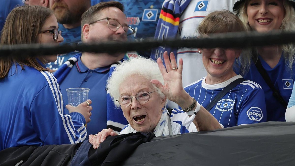 HSV besiegt Ulm: Emotionale Bilder zum sensationellen Aufstieg aus dem ...