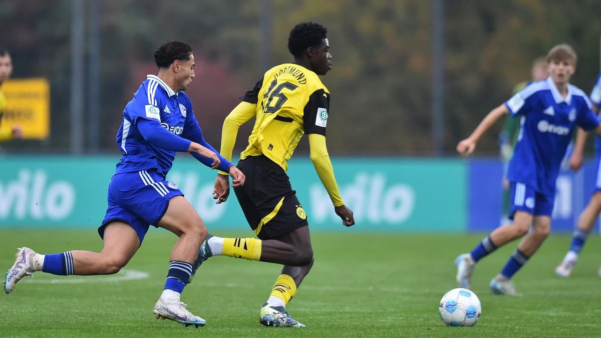 U17-EM: Deutsche Elf verliert deutlich – Rot für BVB-Juwel