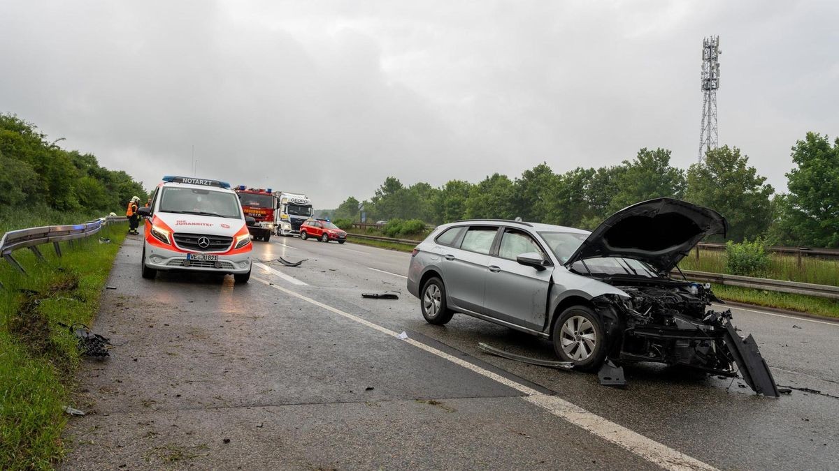 Starkregen verursacht schweren Unfall auf A4 bei Weimar