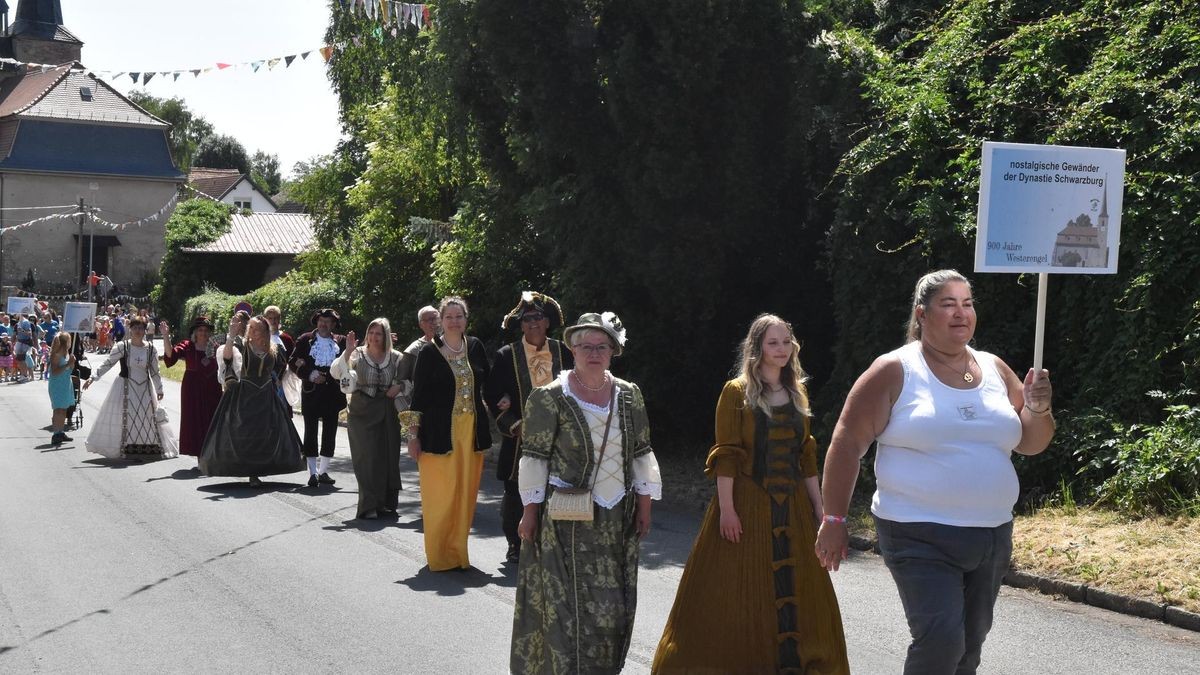 900 Jahre: Ein Dorf im Kyffhäuserkreis feiert und alle Nachbarn mit