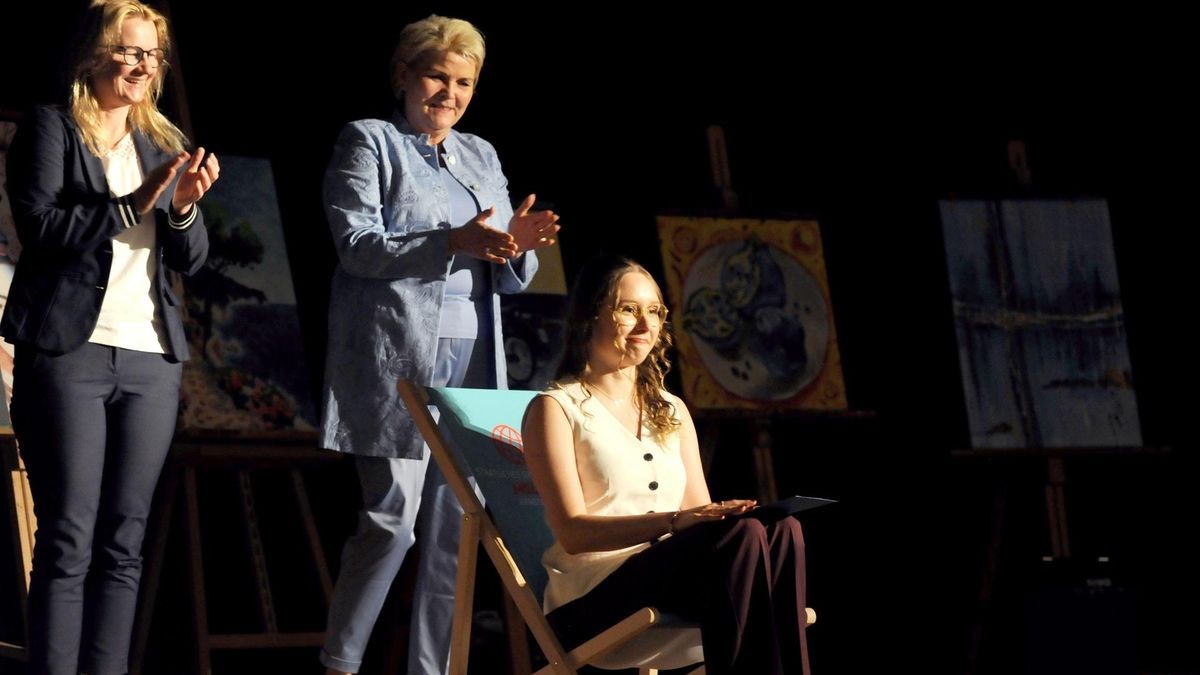 Abitur in Arnstadt: Hut ab vor Anna Charlotte Glink