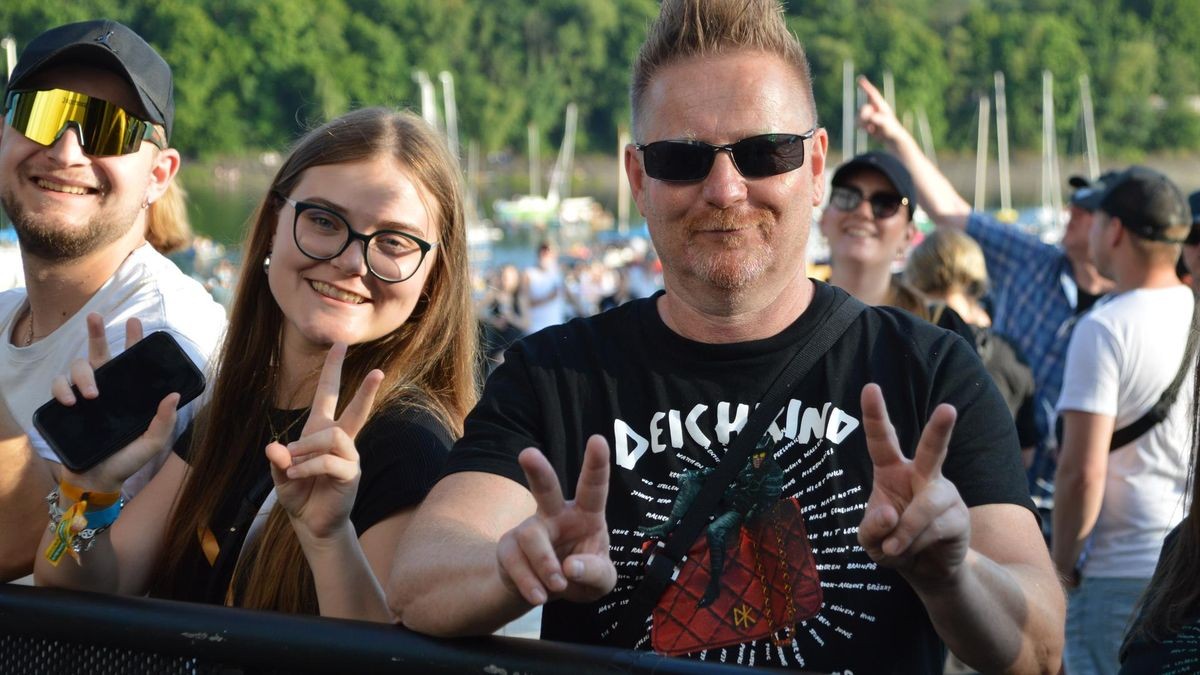 Biggesee Open Air Hier Sind 125 Coole Fotos Vom Deichkind Konzert 