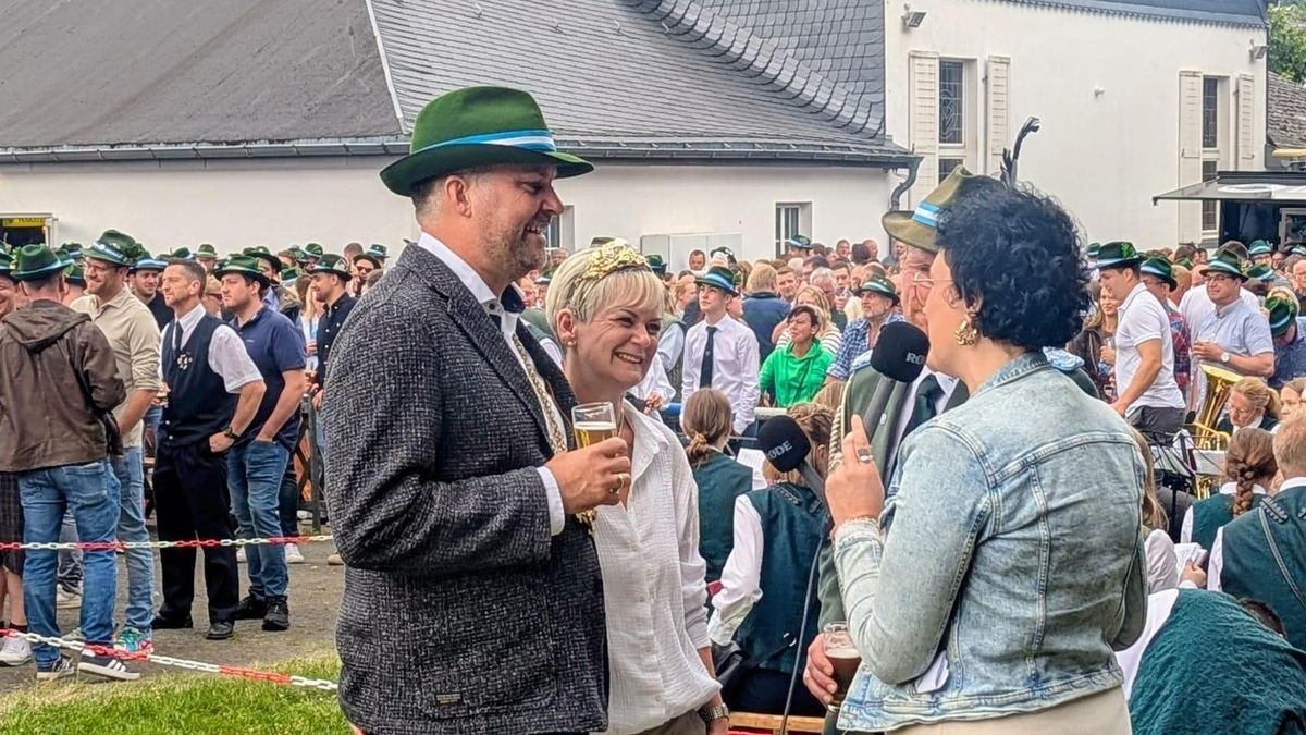 Jetzt in voller Länge: 80 Minuten Vogelschießen in Brilon im Video