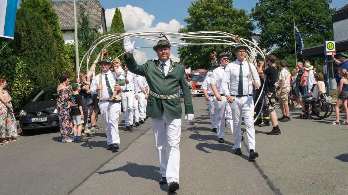Schützenfest-Ticker: Geckkönig in Arnsberg-Rumbeck ist Marius Lange