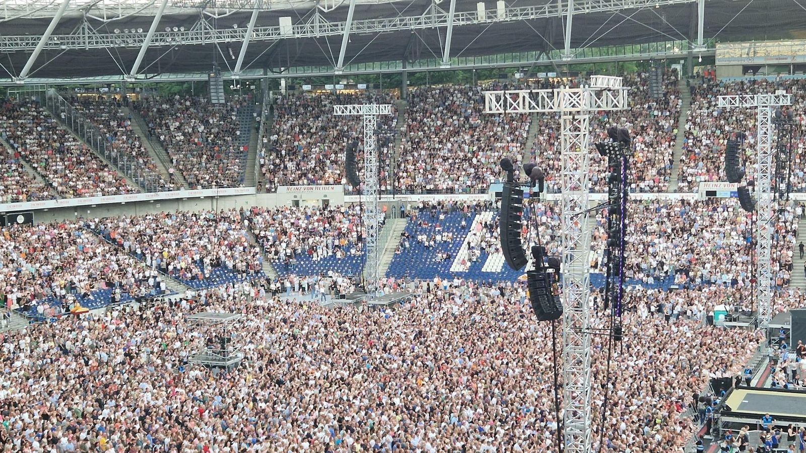 Ärger vor Robbie-Show in Hannover: Bei Hunderten sind Tickets ungültig