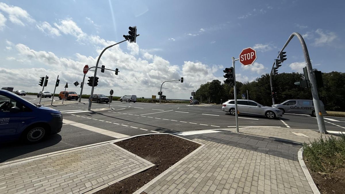 Nach über drei Jahren: Amazon-Kreuzung auf der B2 in Gera wieder frei für den Verkehr