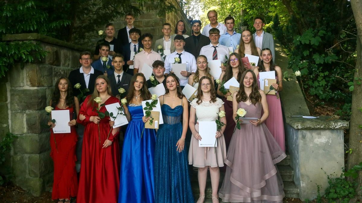 Realschule Menden: Fünf Abschlussklassen können nun feiern