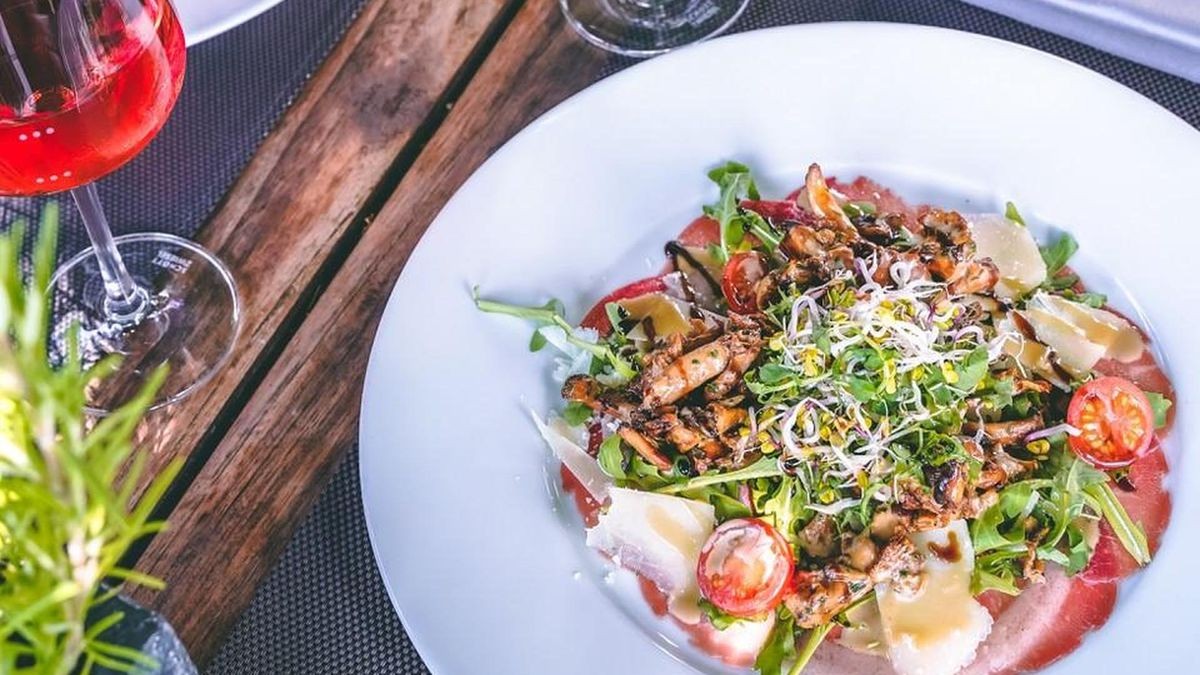 Restaurant Henny‘s in Hamburg: Kann so ein kulinarisches Kuddelmuddel ...