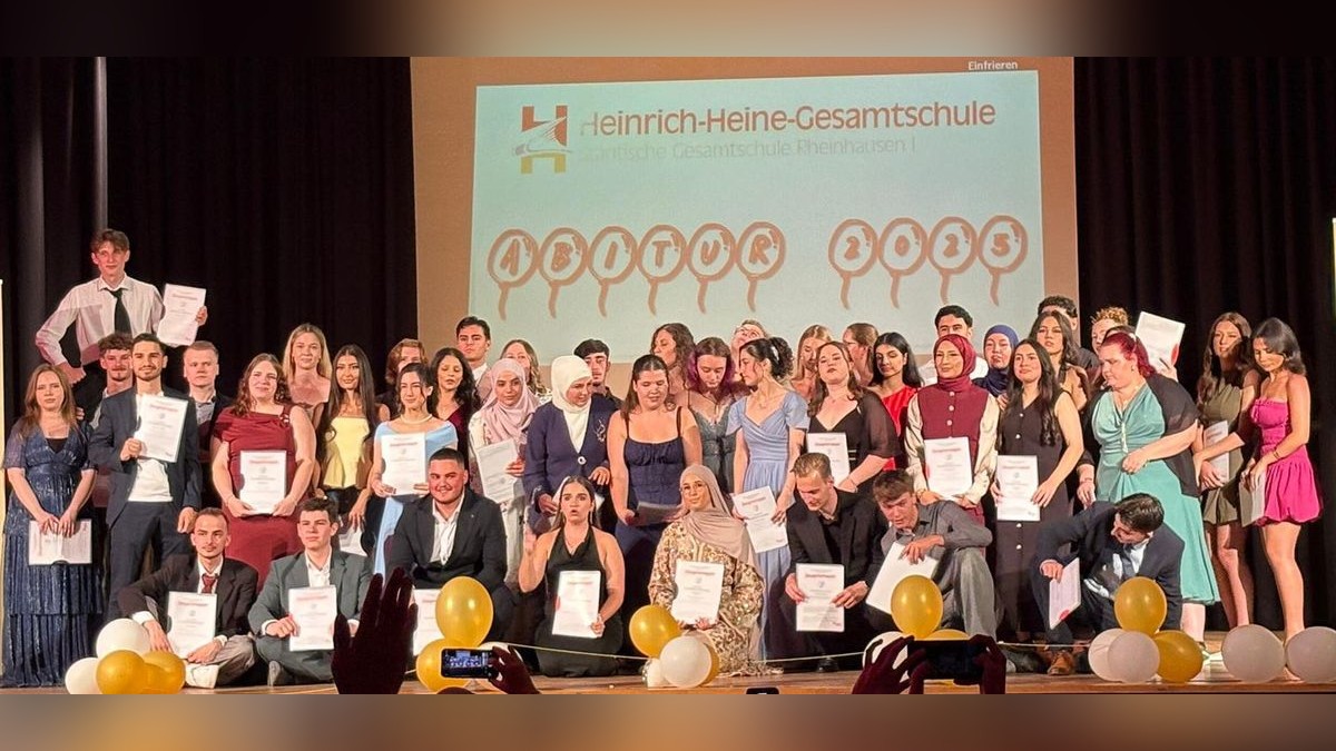 Alle Fotos und Namen: Hier sind Duisburgs Abiturienten 2025