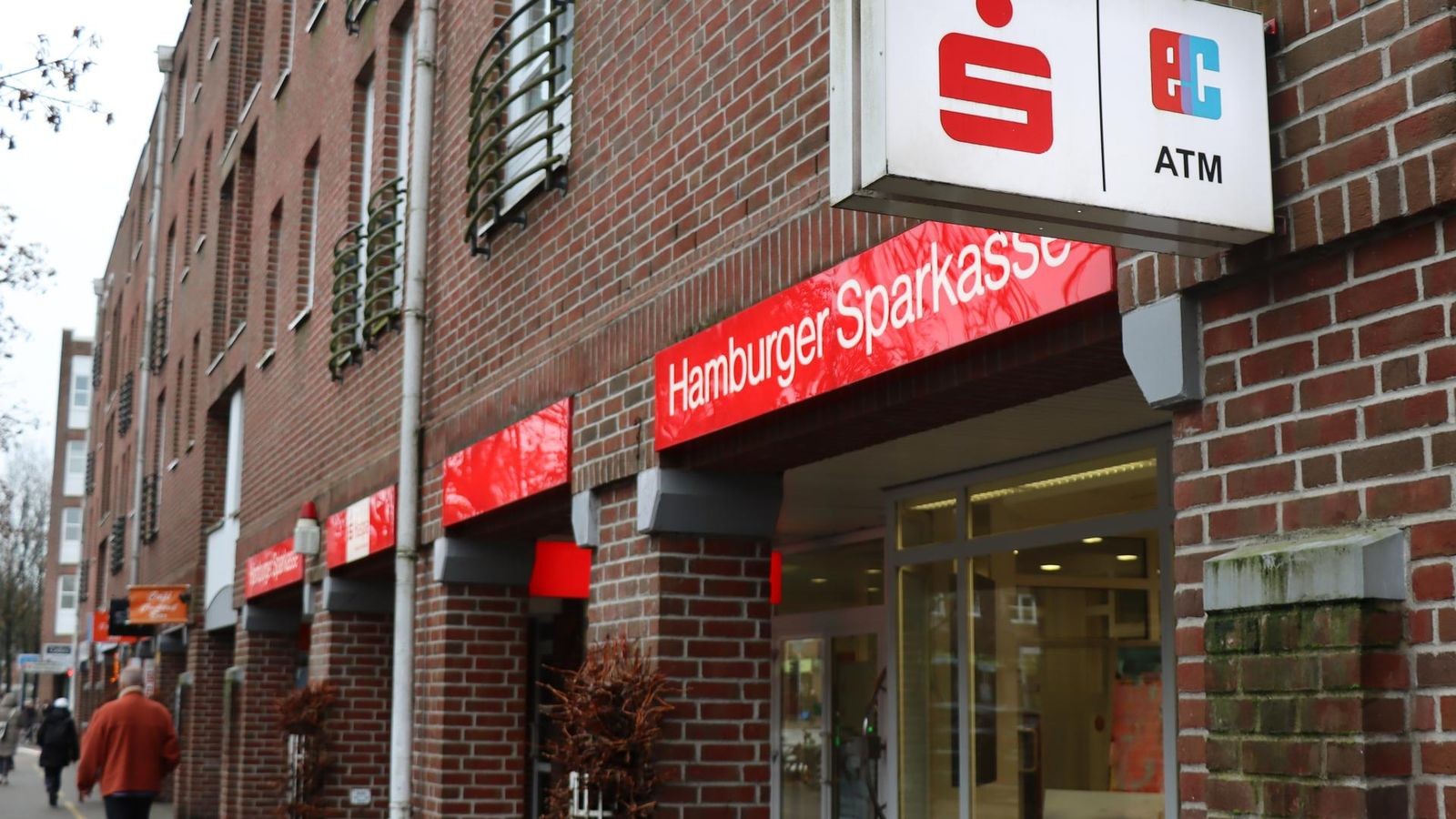 Haspa, Postbank, ING: Warum plötzlich Überweisungen abgelehnt werden