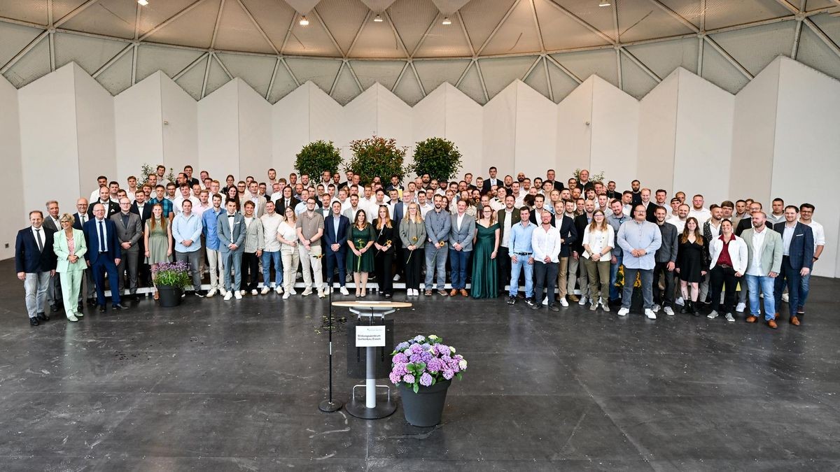 Abitur und Schulabschluss 2025 in Essen: Fotos der Absolventen