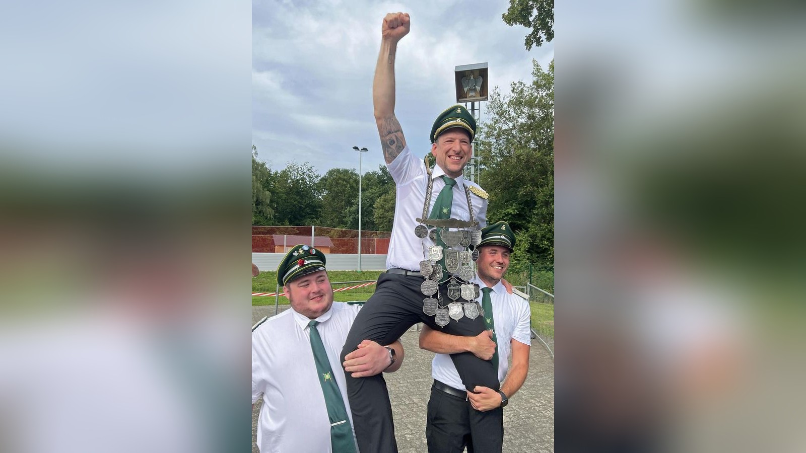 Vogelschießen: Peter Scheffer neuer Schützenkönig in Langscheid