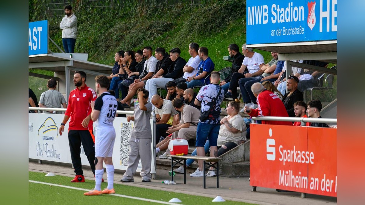 Überraschungssieger beim MWB-Cup - 120 schöne Fotos vom Finaltag in Mülheim