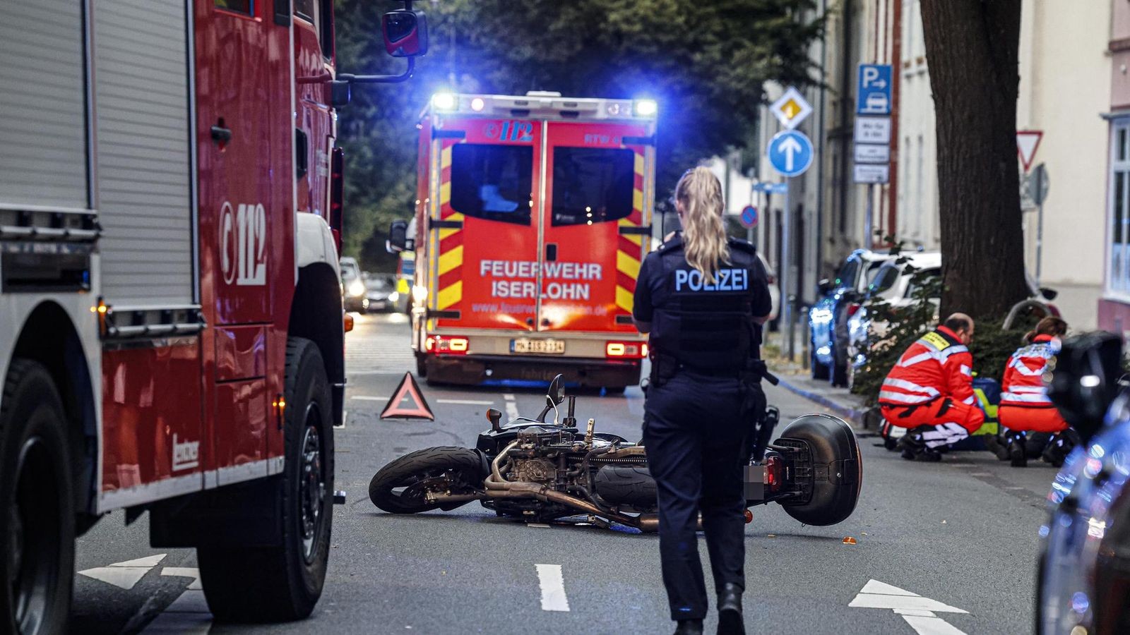 Iserlohn: Zwei Verletzte bei Unfall mit Motorrad-Beteiligung
