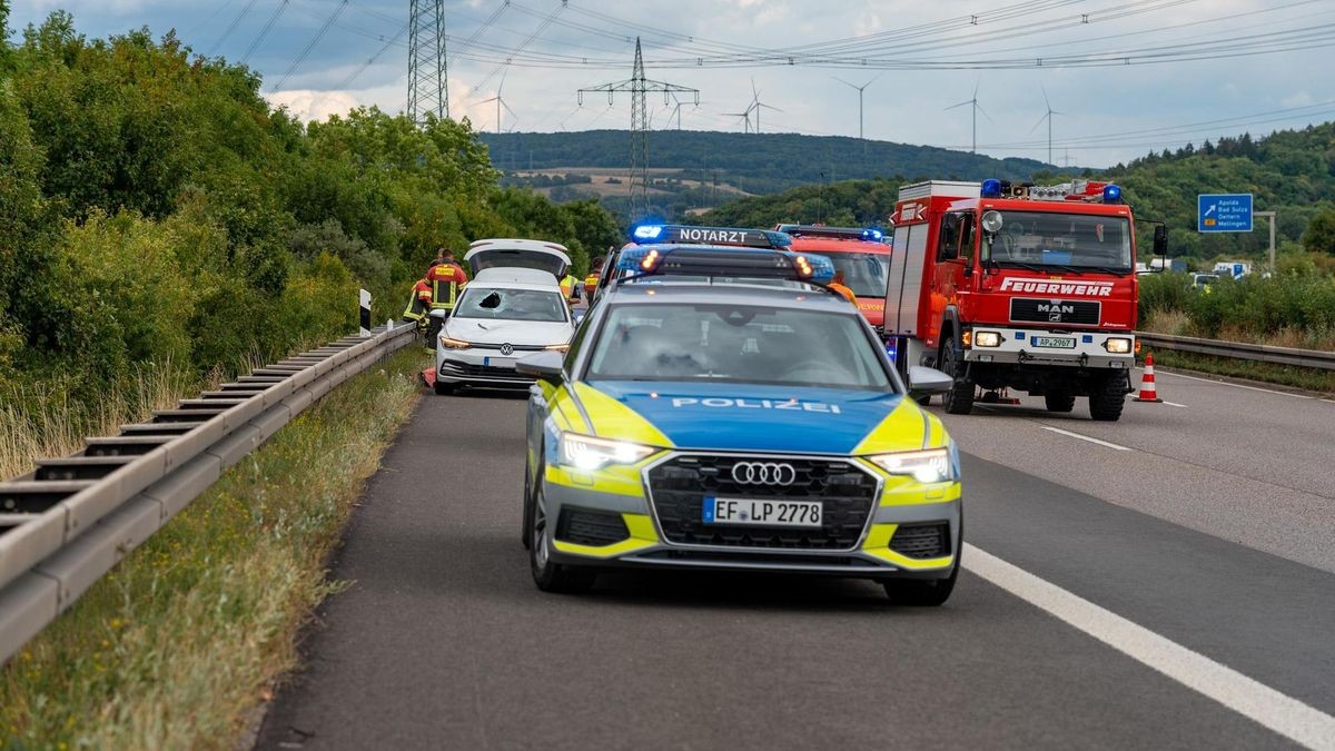 Eine Tote durch verhängnisvolle Kettenreaktion bei Unfall auf A4 im Weimarer Land